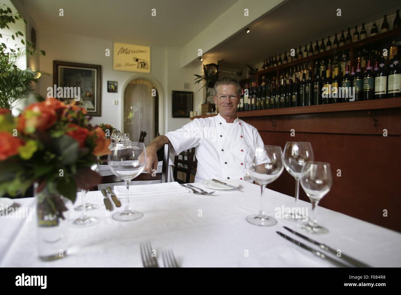 Patron chef hi-res stock photography and images - Alamy