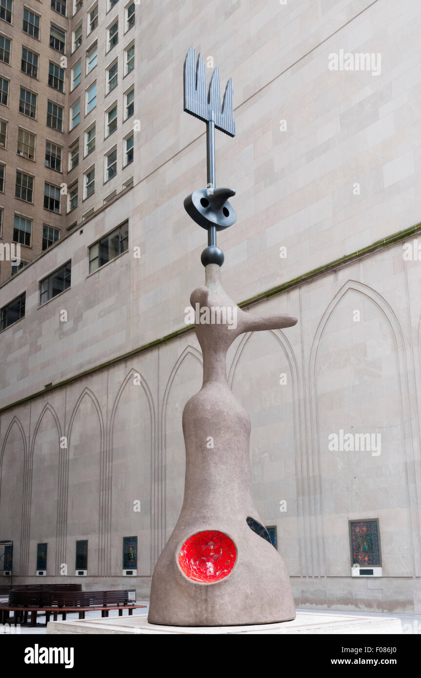 Miró's Chicago by Joan Miró in Brunswick Plaza, Chicago Stock Photo - Alamy