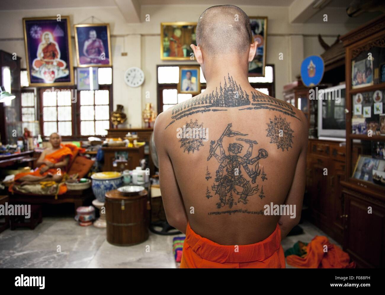 Asian tattoo back man hi-res stock photography and images - Alamy