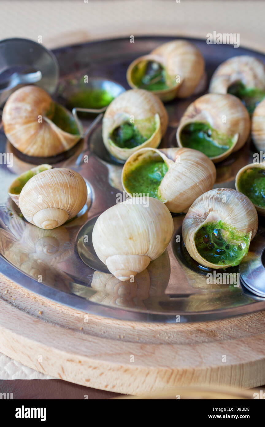 Escargot dish hi-res stock photography and images - Alamy