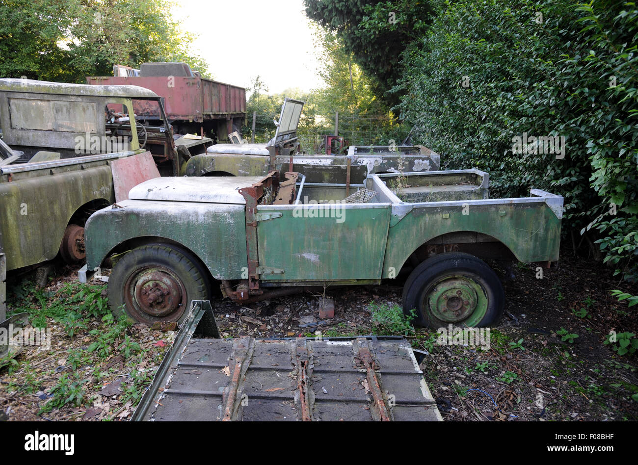 Classic Land Rovers rotting in a breakers yard - Series 1 Stock Photo ...
