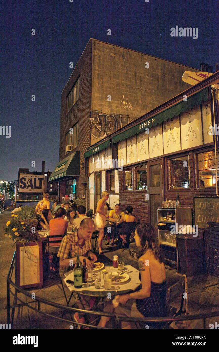People dinning outside of the restaurant, New York, USA Stock Photo - Alamy