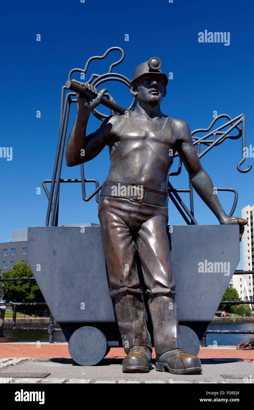 "From pit to port" by John Clinch and Jon Buck bronze statue, Roath ...