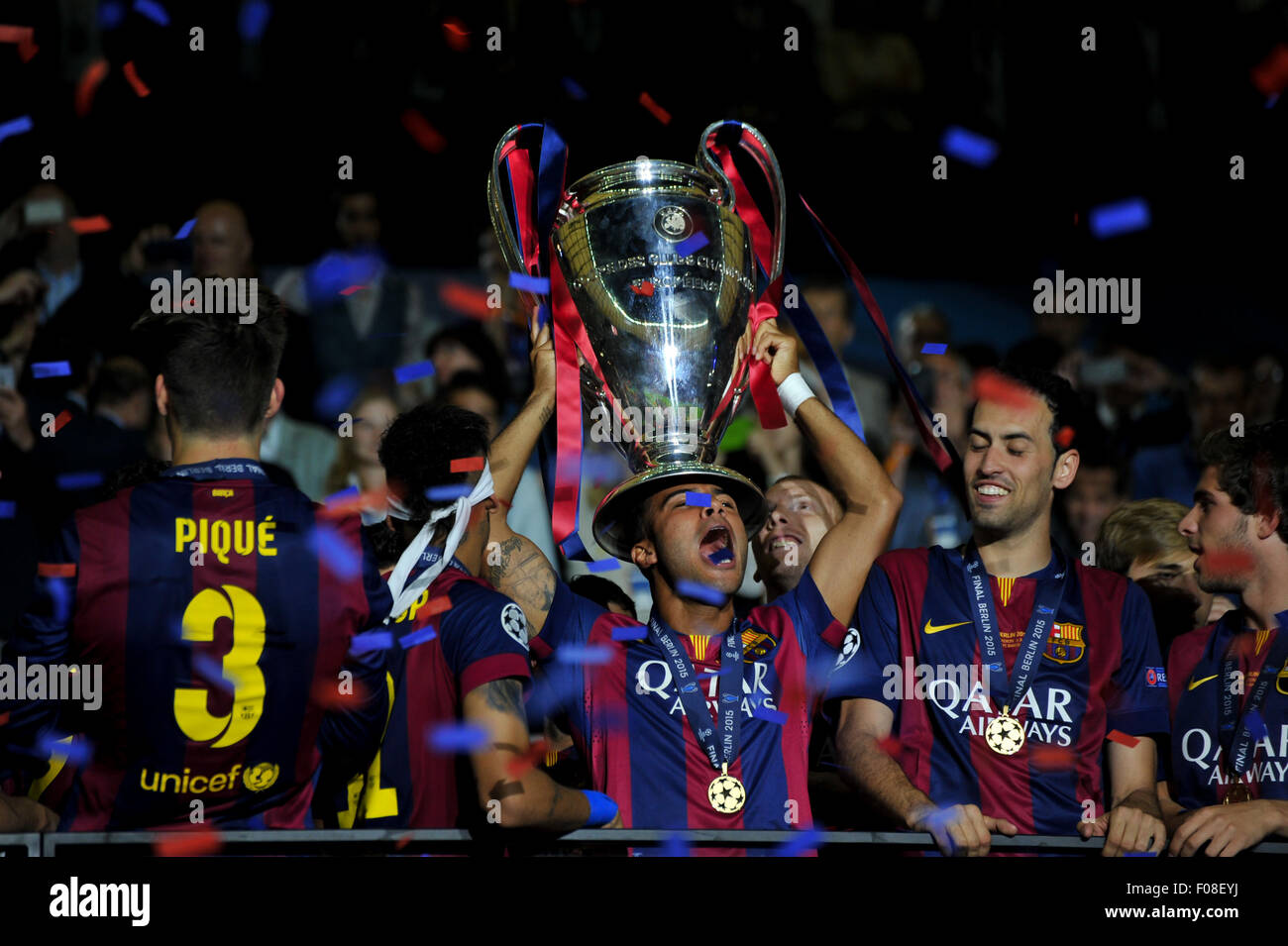 FC Barcelona celebrate after winning the UEFA Champions League Final ...