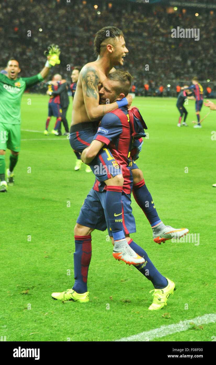 FC Barcelona celebrate after winning the UEFA Champions League Final ...