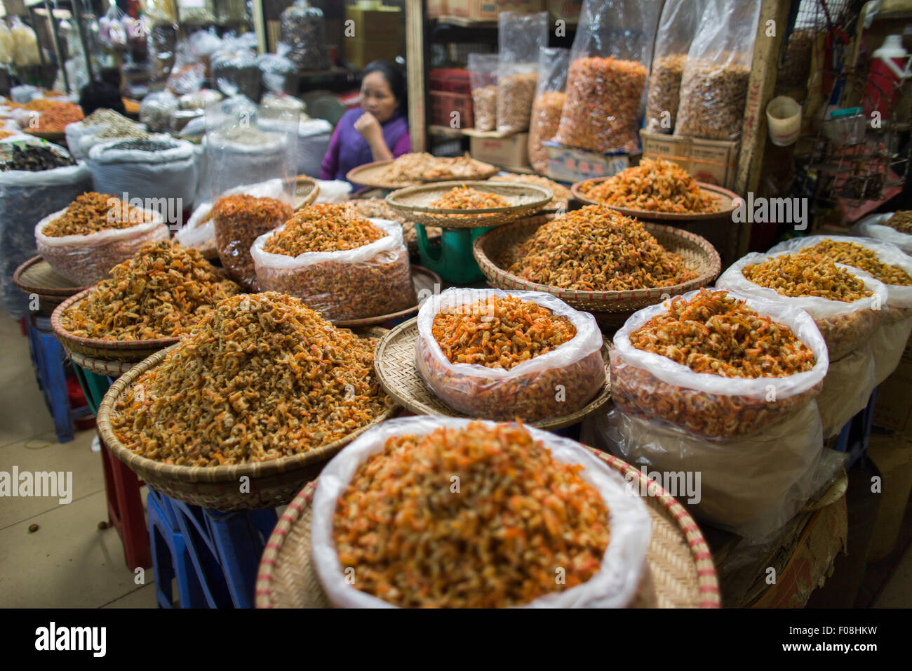 fish market in Hanoi, Vietnam Stock Photo - Alamy