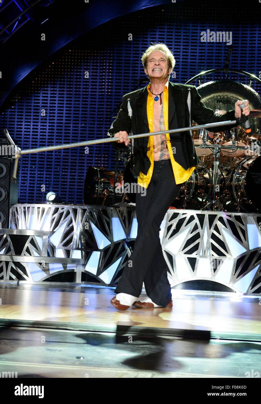 Holmdel, NJ, USA. 9th Aug, 2015. David Lee Roth on stage for Van Halen ...