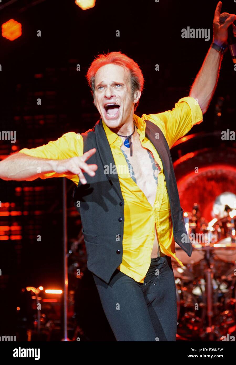 Holmdel, NJ, USA. 9th Aug, 2015. David Lee Roth on stage for Van Halen ...