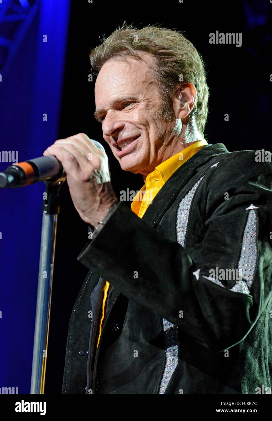 Holmdel, NJ, USA. 9th Aug, 2015. David Lee Roth on stage for Van Halen ...