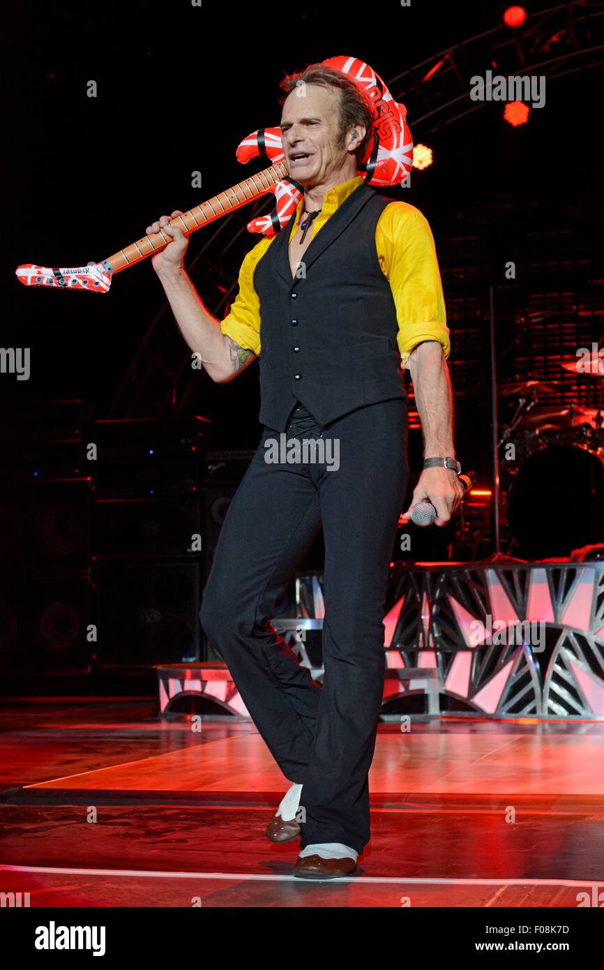 Holmdel, NJ, USA. 9th Aug, 2015. David Lee Roth on stage for Van Halen ...