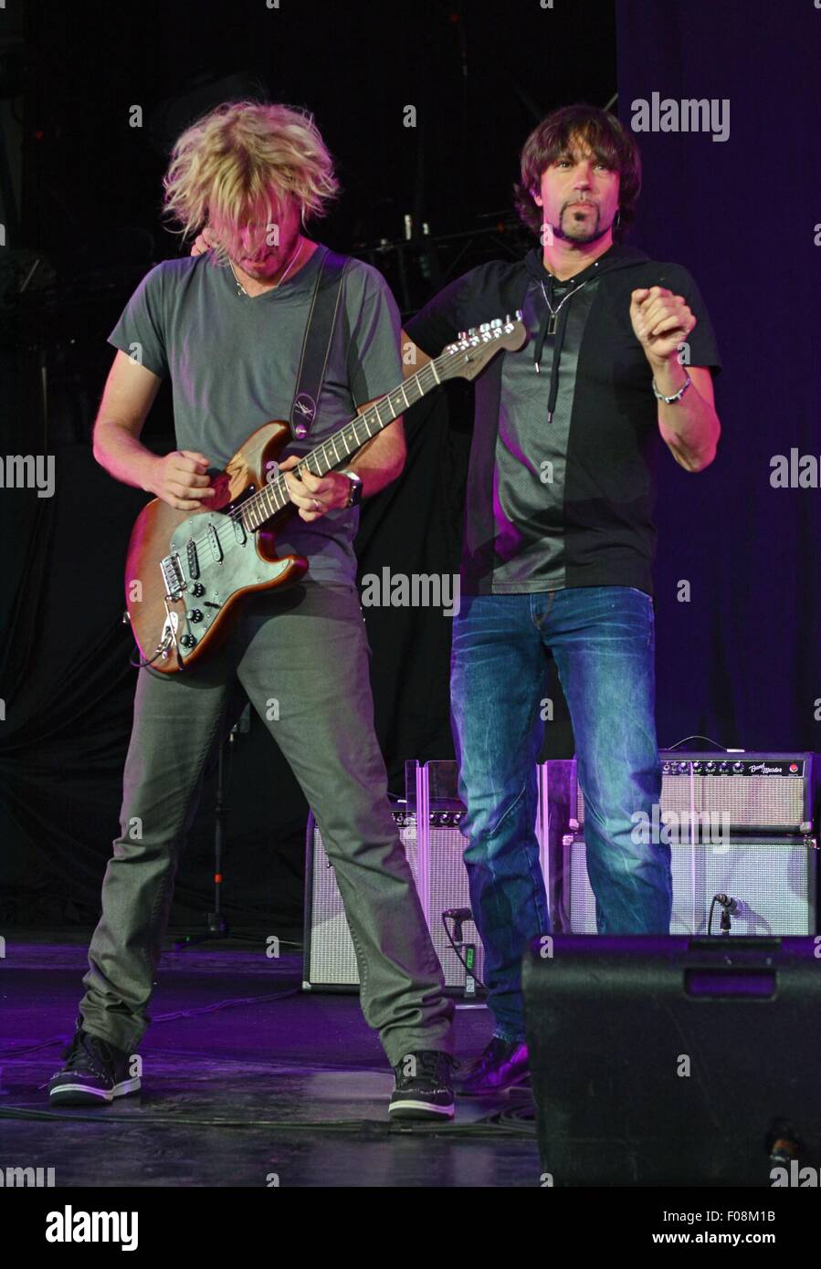Holmdel, NJ, USA. 9th Aug, 2015. Kenny Wayne Shepherd, Noah Hunt ...