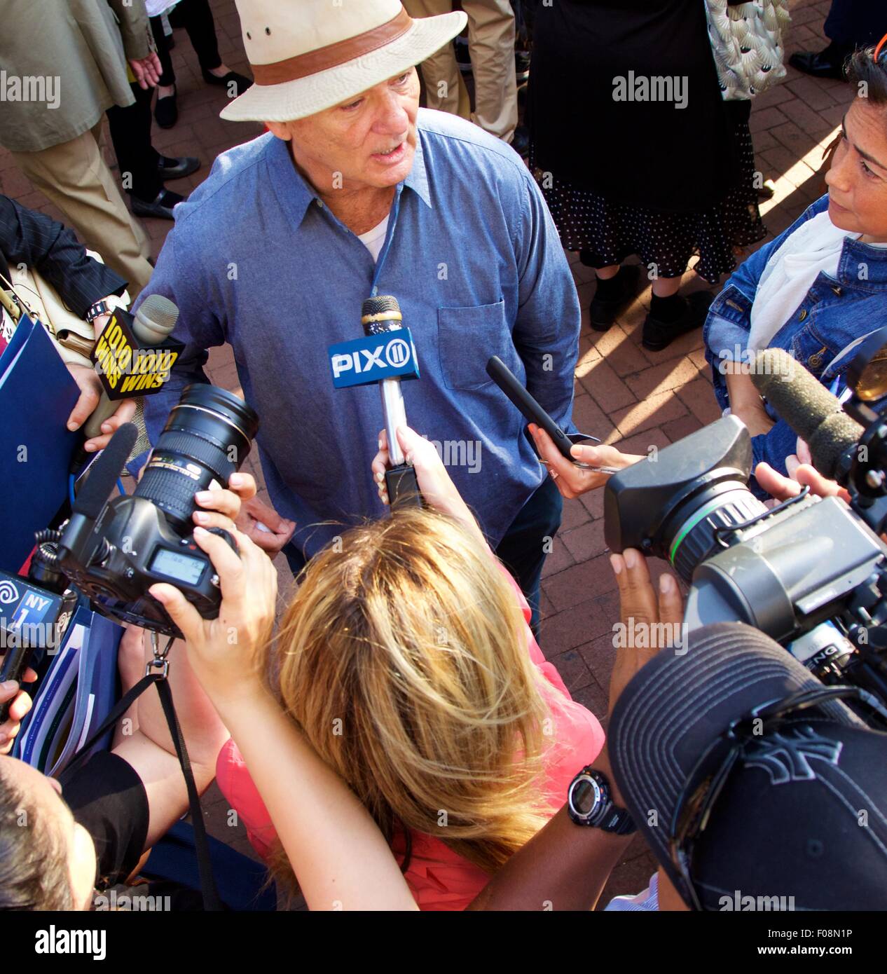 20th Anniversary of Poets House's Poetry Walk Across the Brooklyn ...