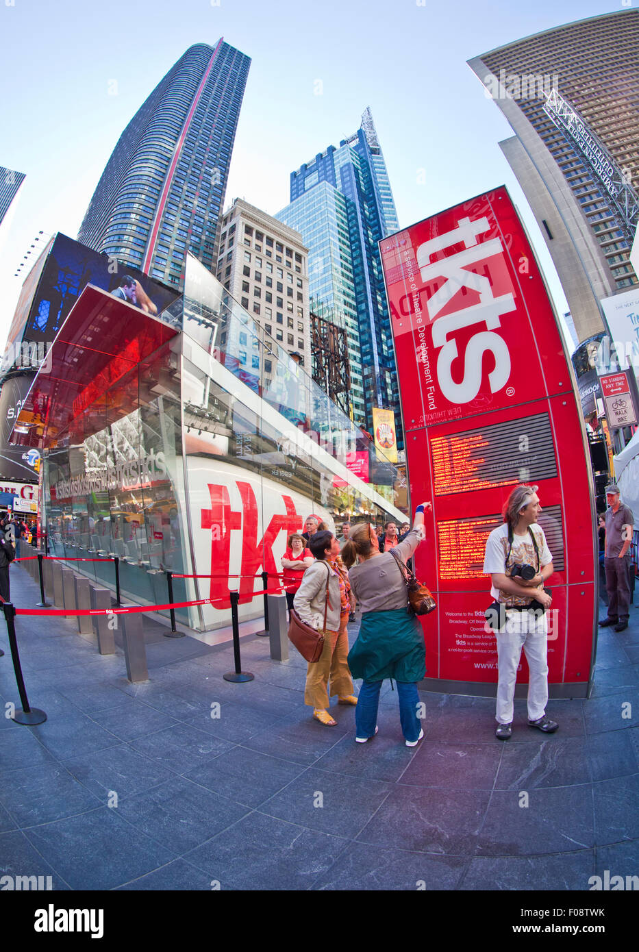 NEW YORK - SEPT 22: Famous cheap tickets (tkts) booth for Broadway ...