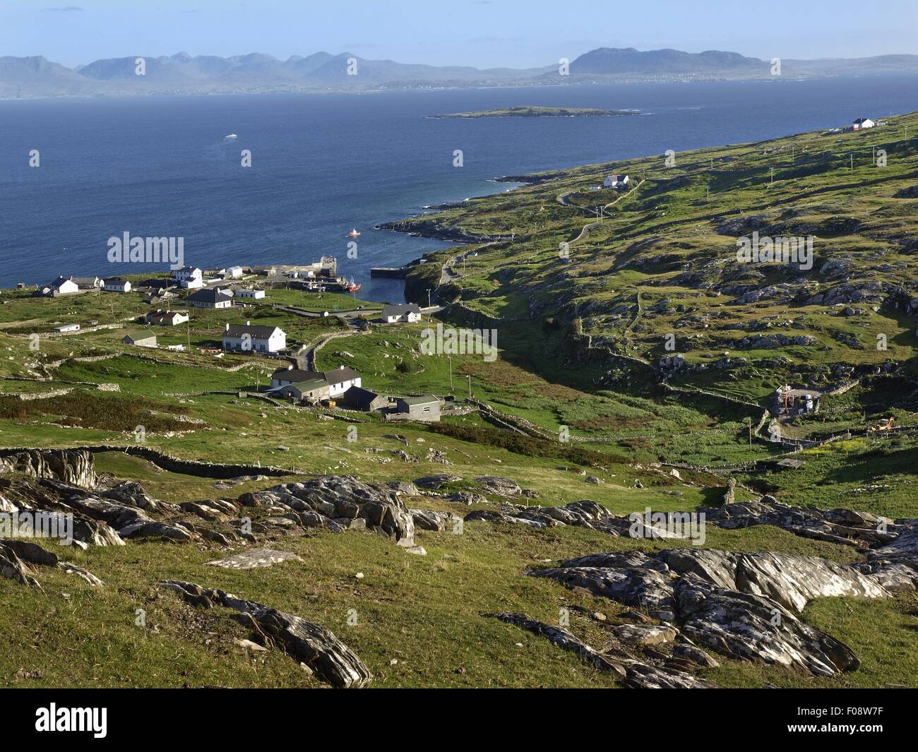 Inishturk island hi-res stock photography and images - Alamy