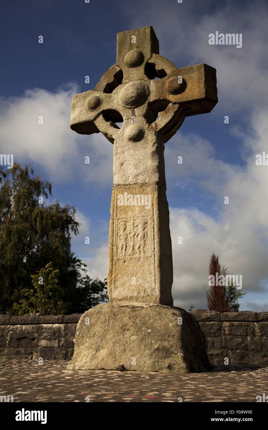 Celtic cross ireland hi-res stock photography and images - Alamy