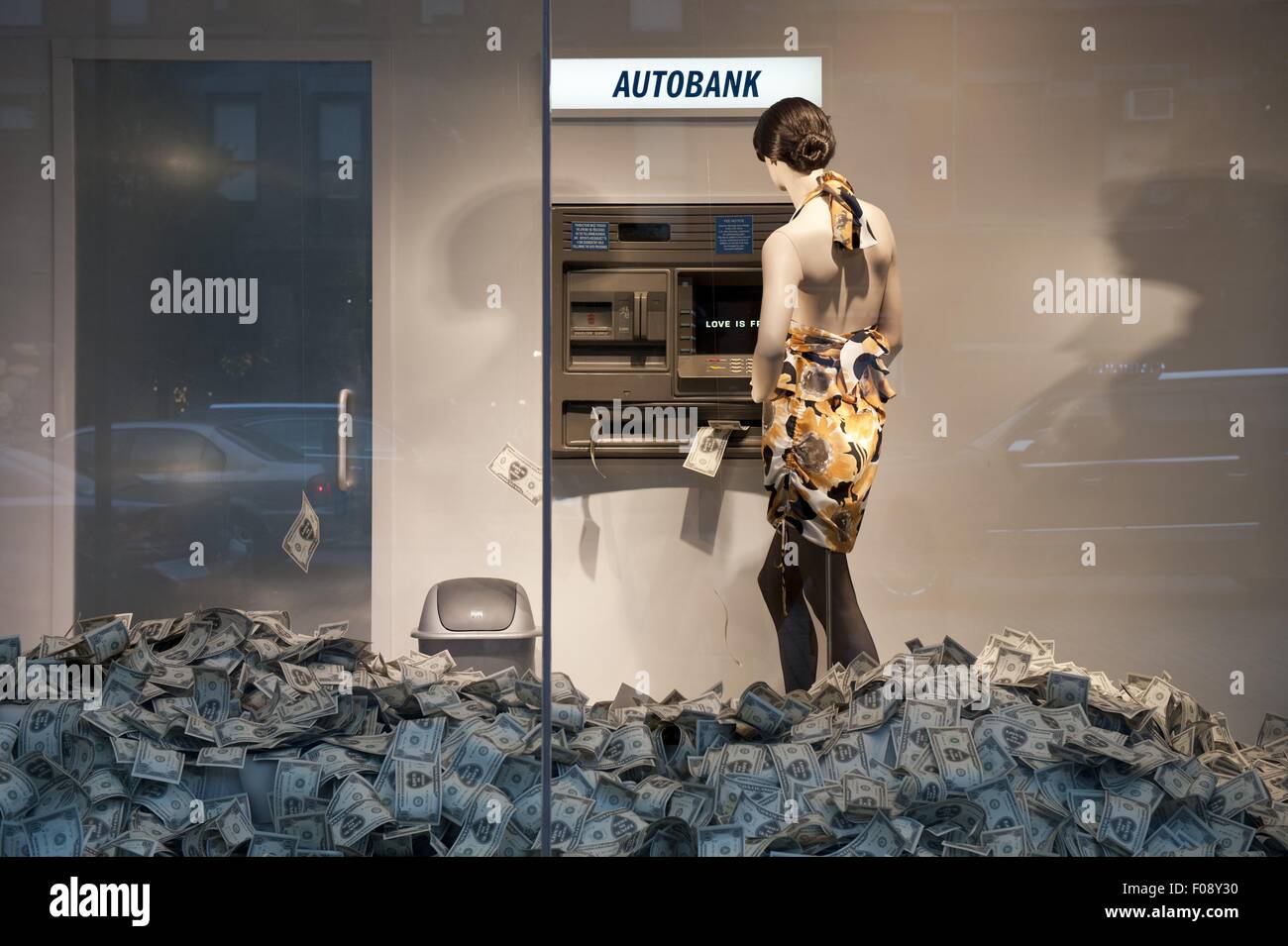 Dummy atm cash machine hi-res stock photography and images - Alamy