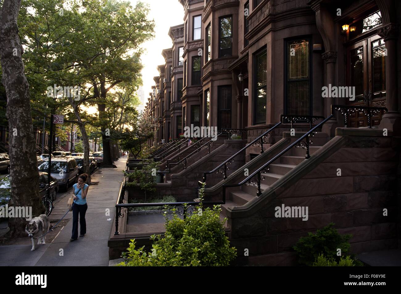 People at Brooklyn Park Slope Street, New York, USA Stock Photo - Alamy