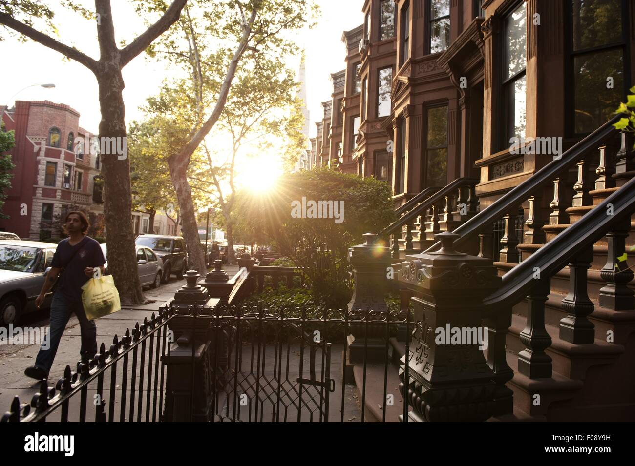 People at Brooklyn Park Slope Street, New York, USA Stock Photo - Alamy