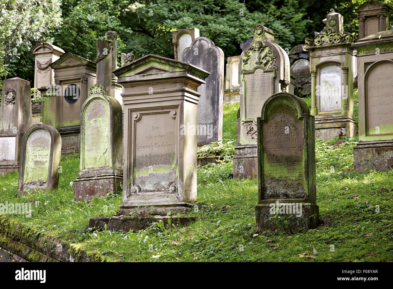 Mountain cemetery grave in Heidelberg, Germany Stock Photo - Alamy