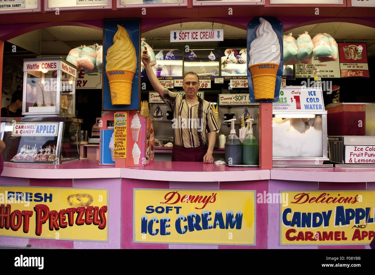 Ice Cream Shop Vendor At Coney Island Atlantic Ocean Brooklyn New