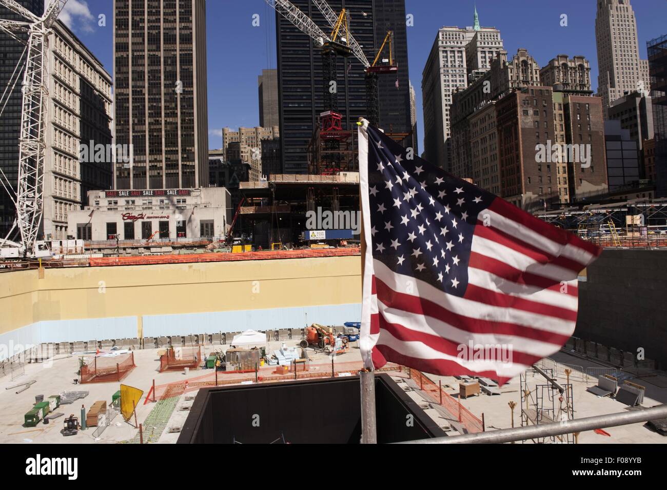 Worker american flag hi-res stock photography and images - Alamy