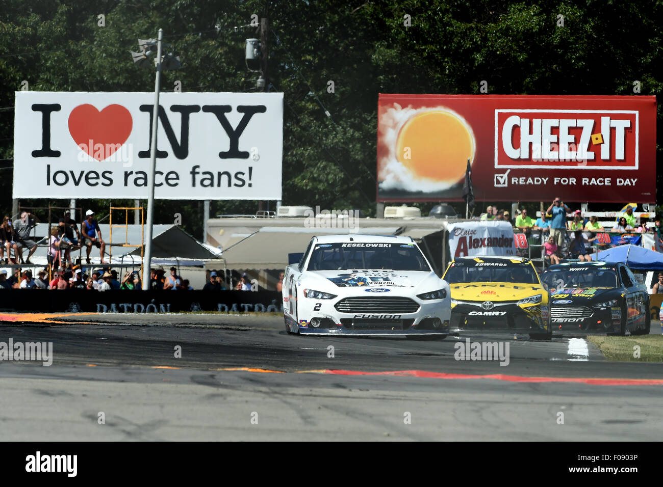 International series bus in hi-res stock photography and images - Alamy