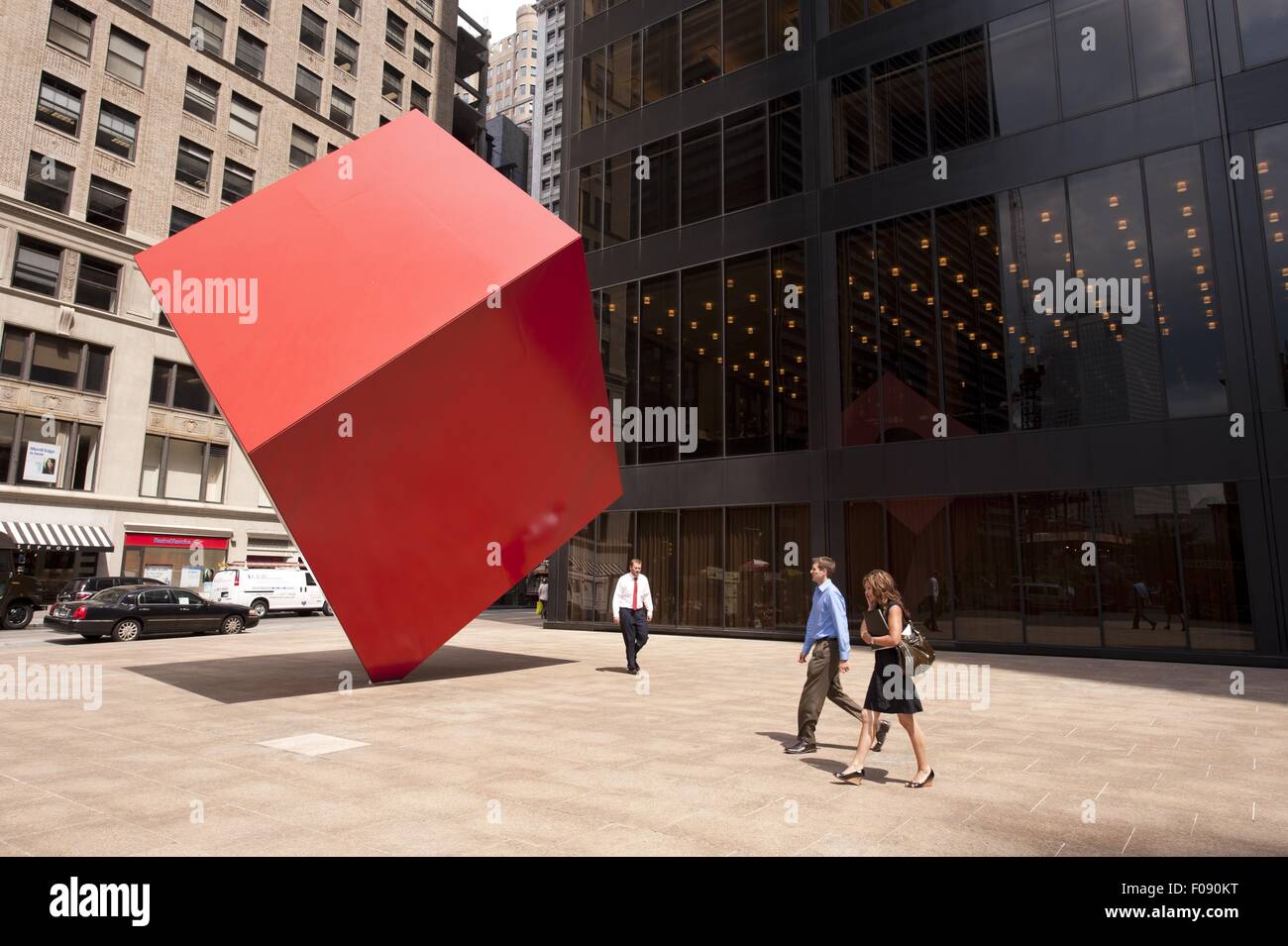 The Red Cube Sculpture at 140 Broadway, New York, USA Stock Photo - Alamy