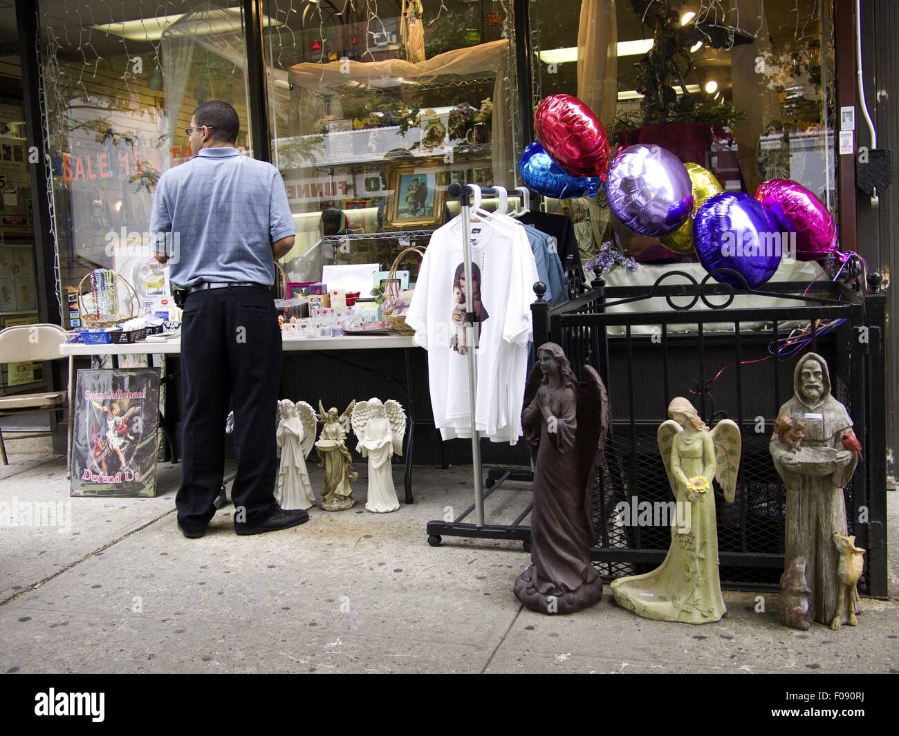 Man window shopping for Christmas on streets of Bronx, New York, USA ...