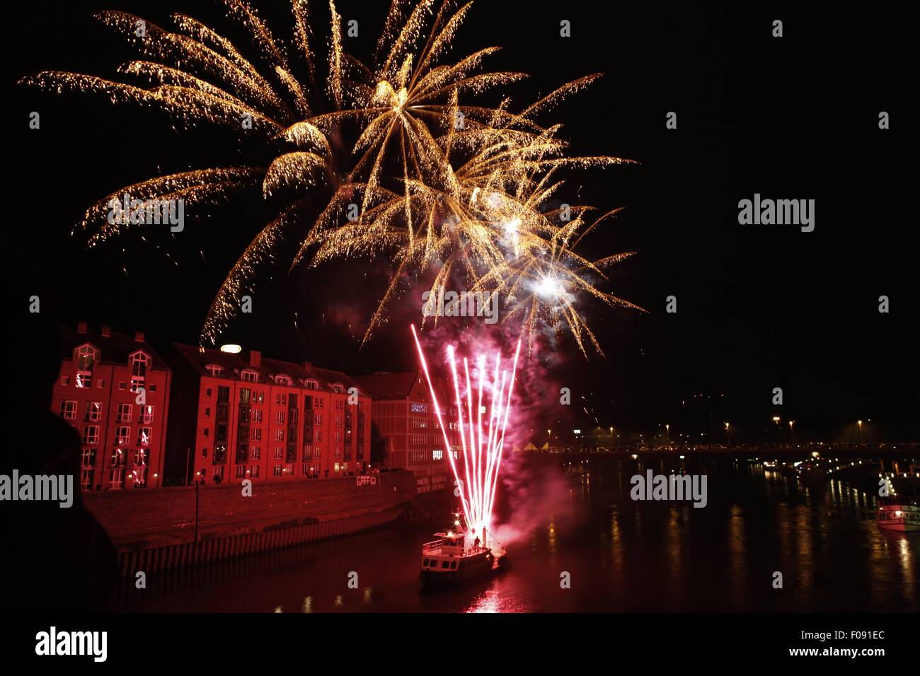 Ferry bremen hi-res stock photography and images - Alamy