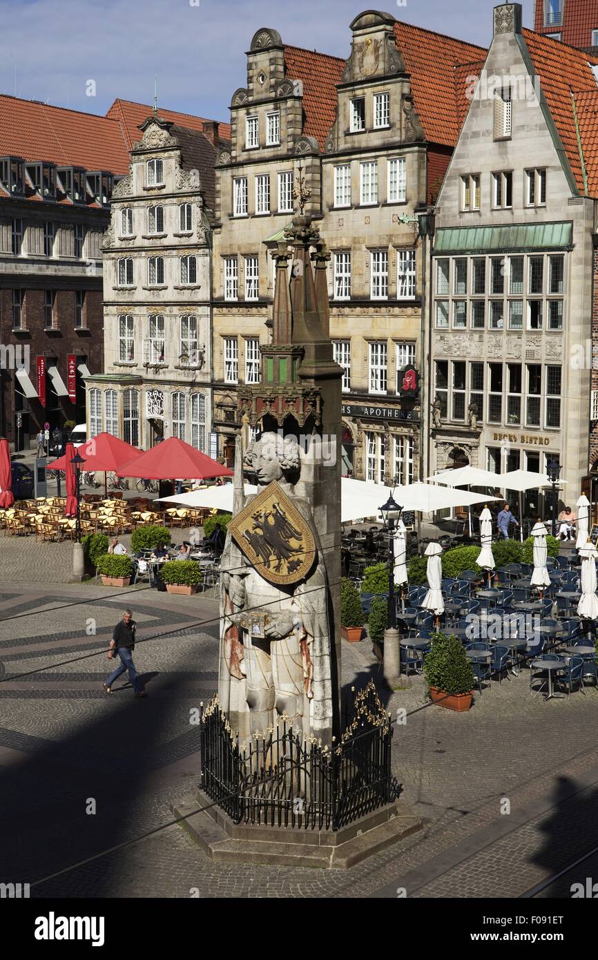People at town hall market square, Bremen, Germany Stock Photo - Alamy