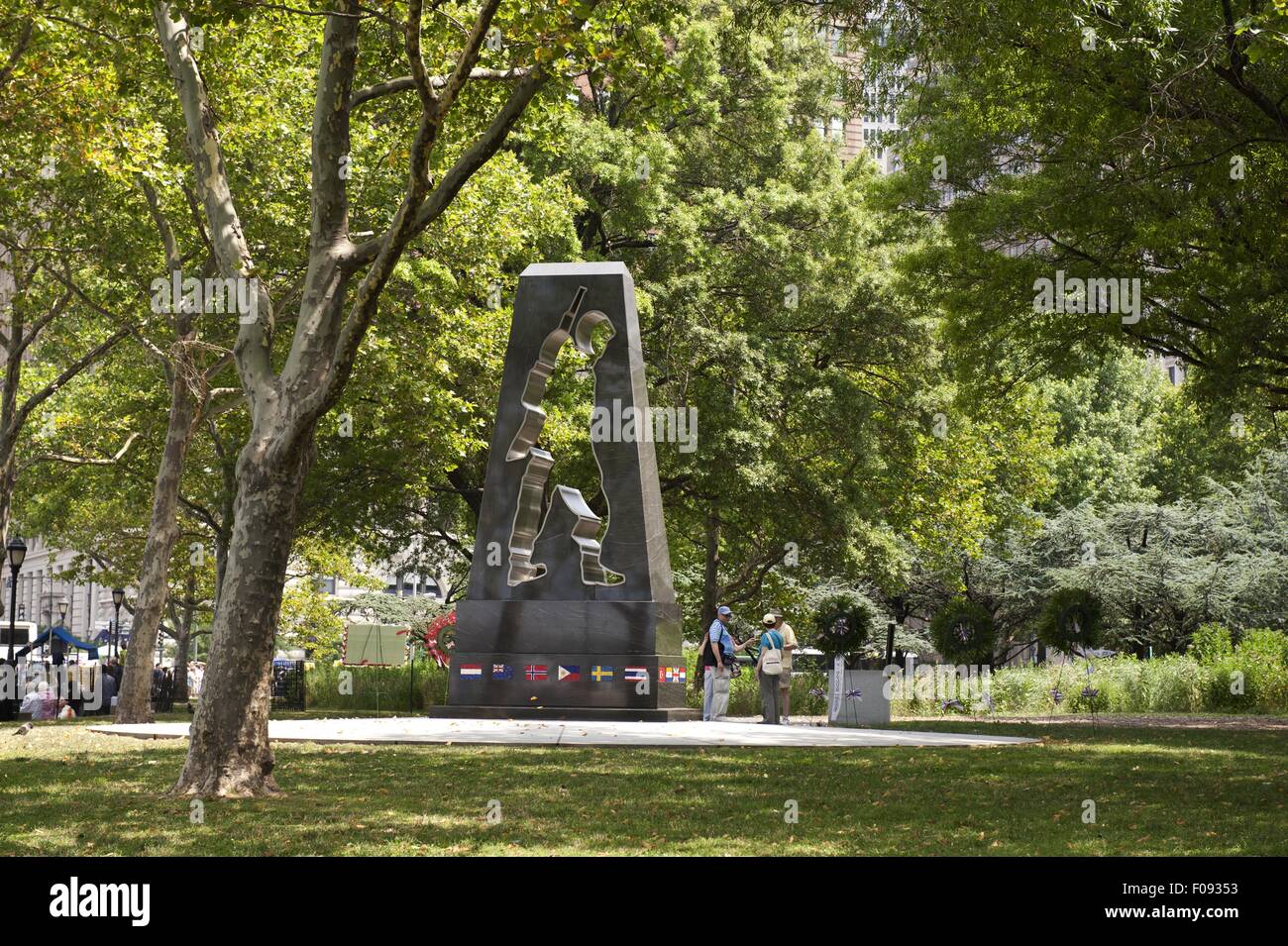 War Memorial in Battery Park at New York, USA Stock Photo - Alamy