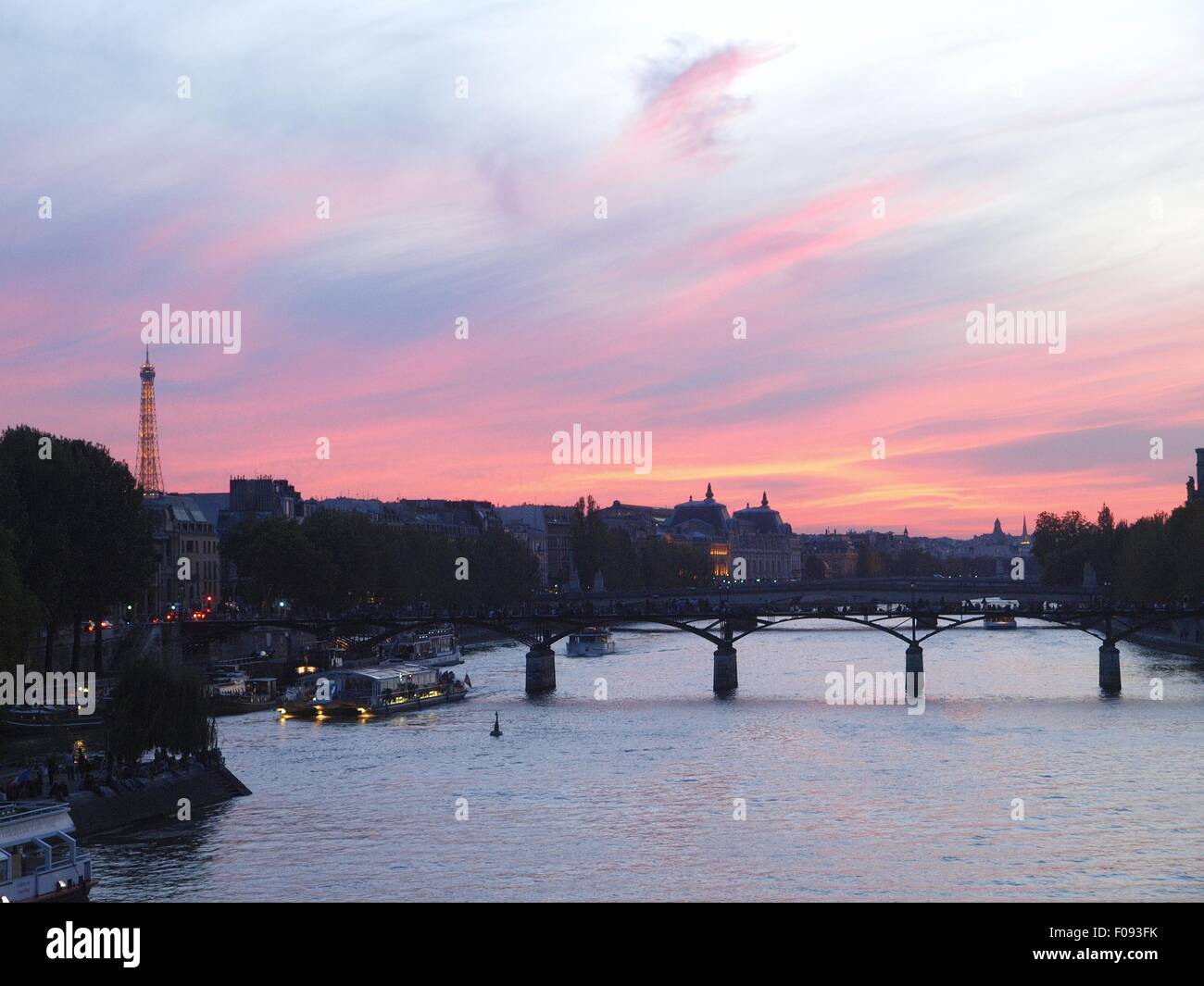 Ferry moored beside Pont Neuf in Seine river, Paris, France Stock Photo ...