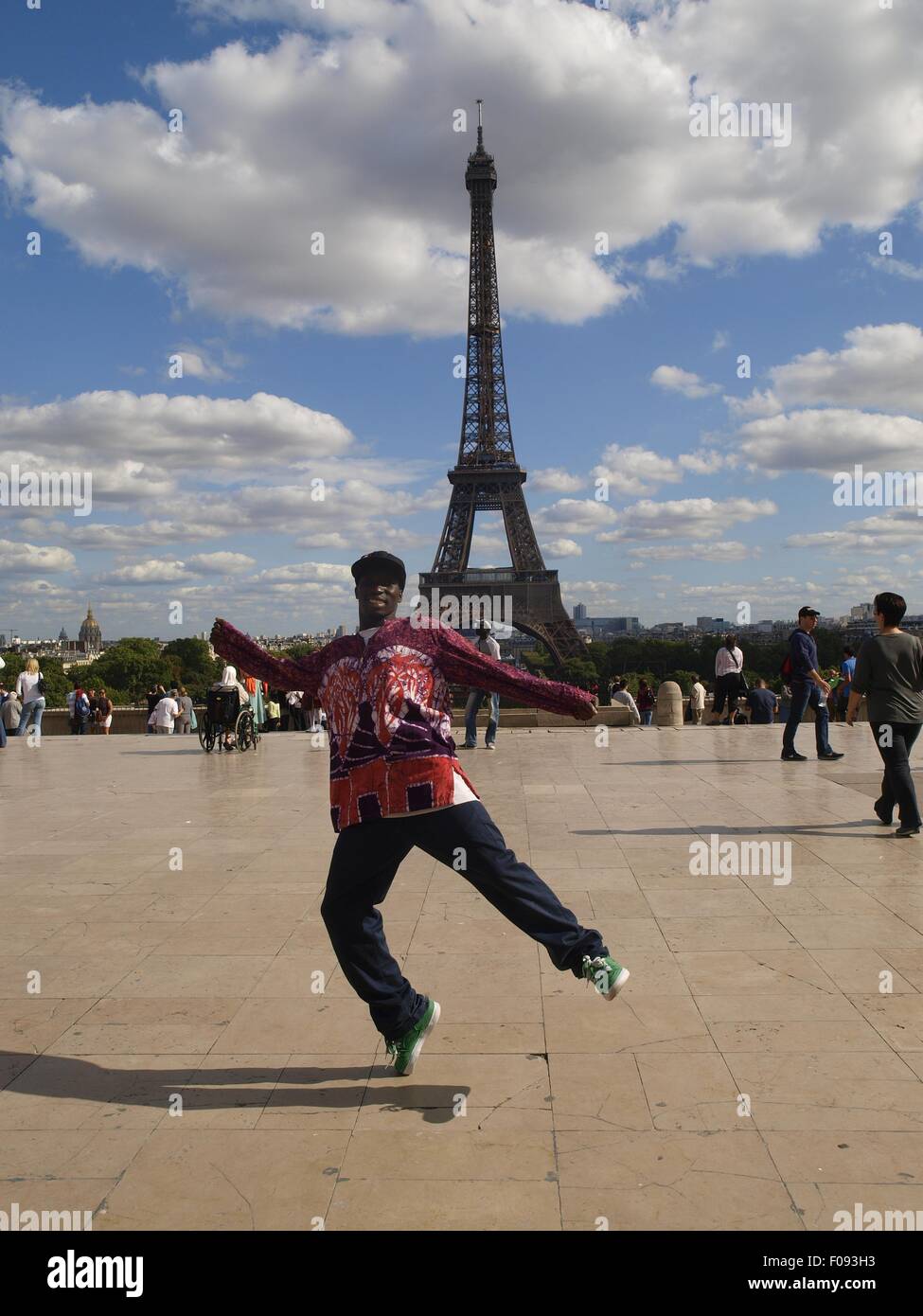 Hip hop dancing audience hi-res stock photography and images - Alamy