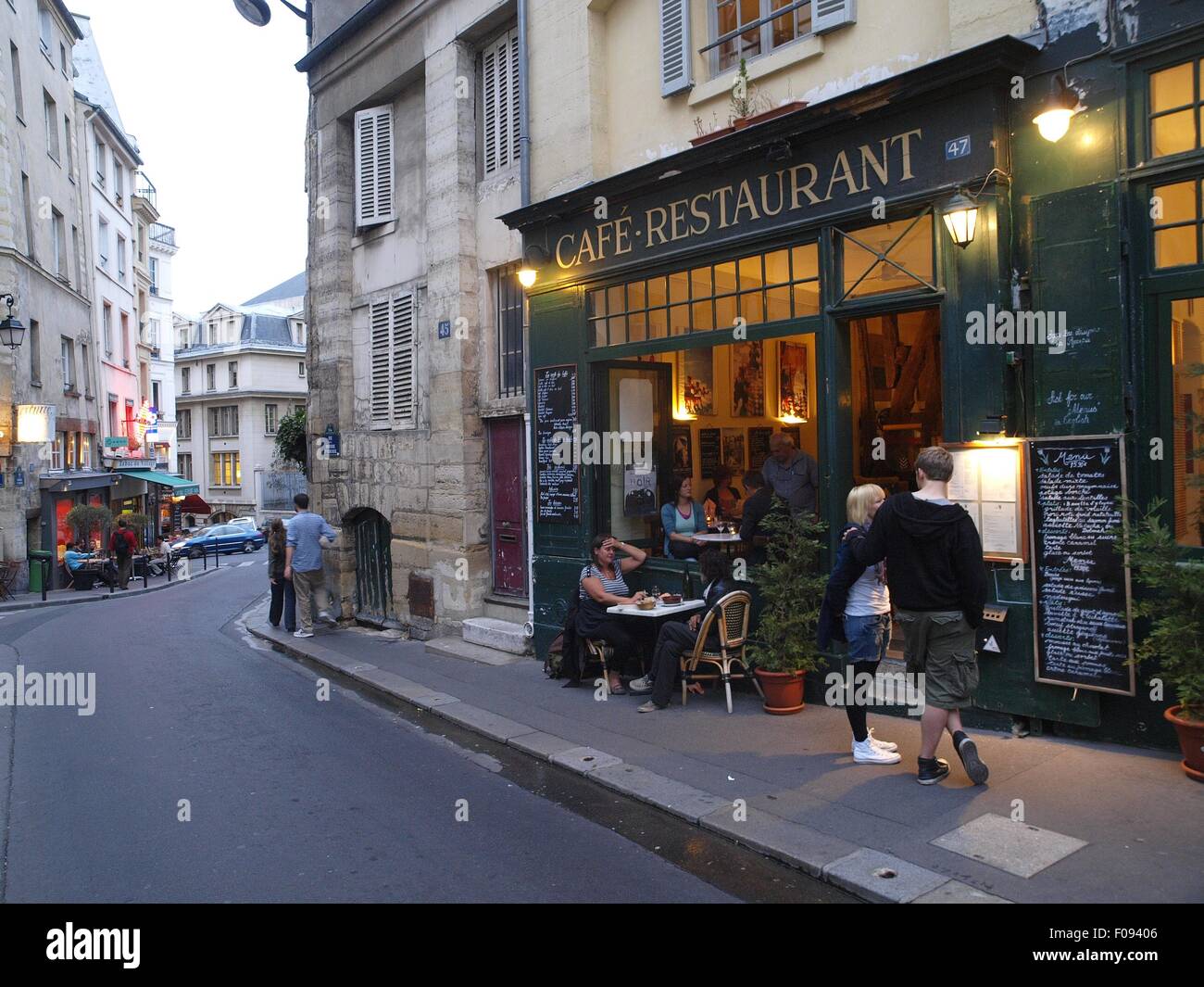 View of people in cafes restaurant in Paris, France Stock Photo - Alamy