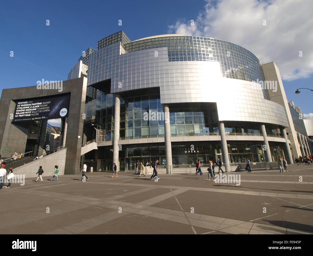 Facade of Opera Bastille in Paris, France Stock Photo - Alamy