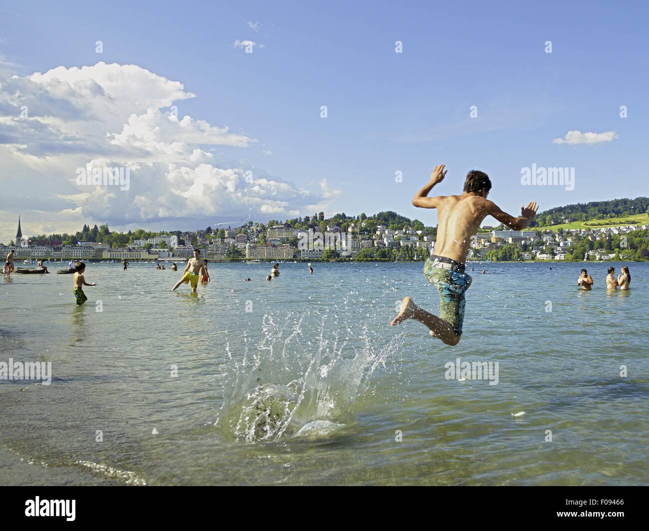 Swim lake lucerne hi-res stock photography and images - Alamy