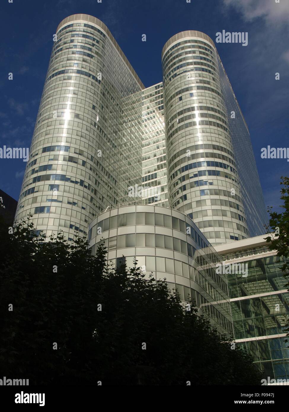 Le Moretti sculpture in La Defense, Paris, France Stock Photo - Alamy
