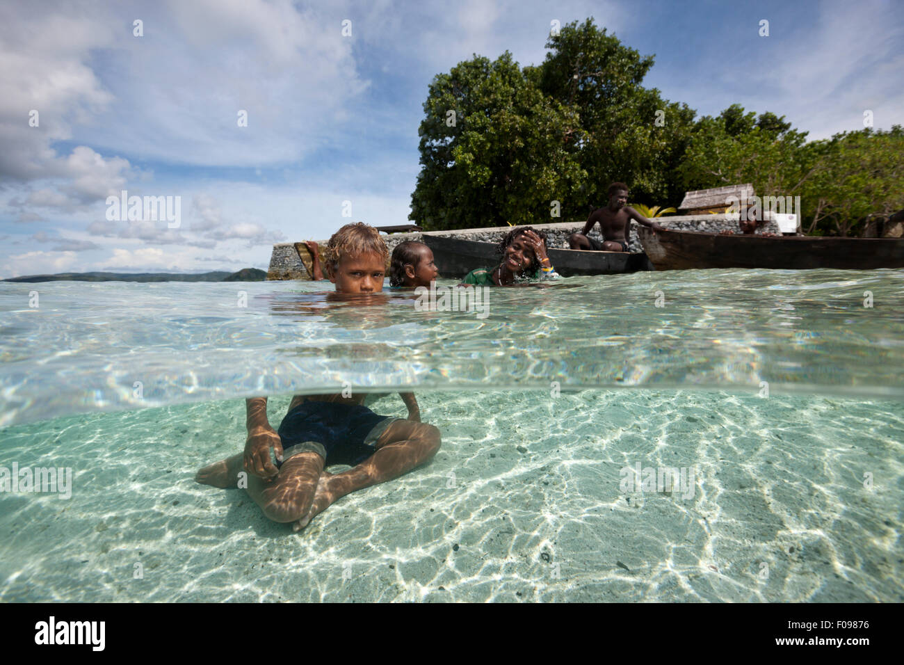 Solomon islands children hi-res stock photography and images - Alamy