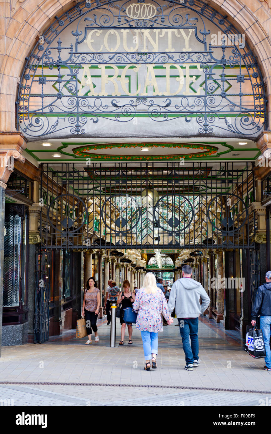 Entrance County Arcade shopping mall, The Victoria Quarter, Briggate ...