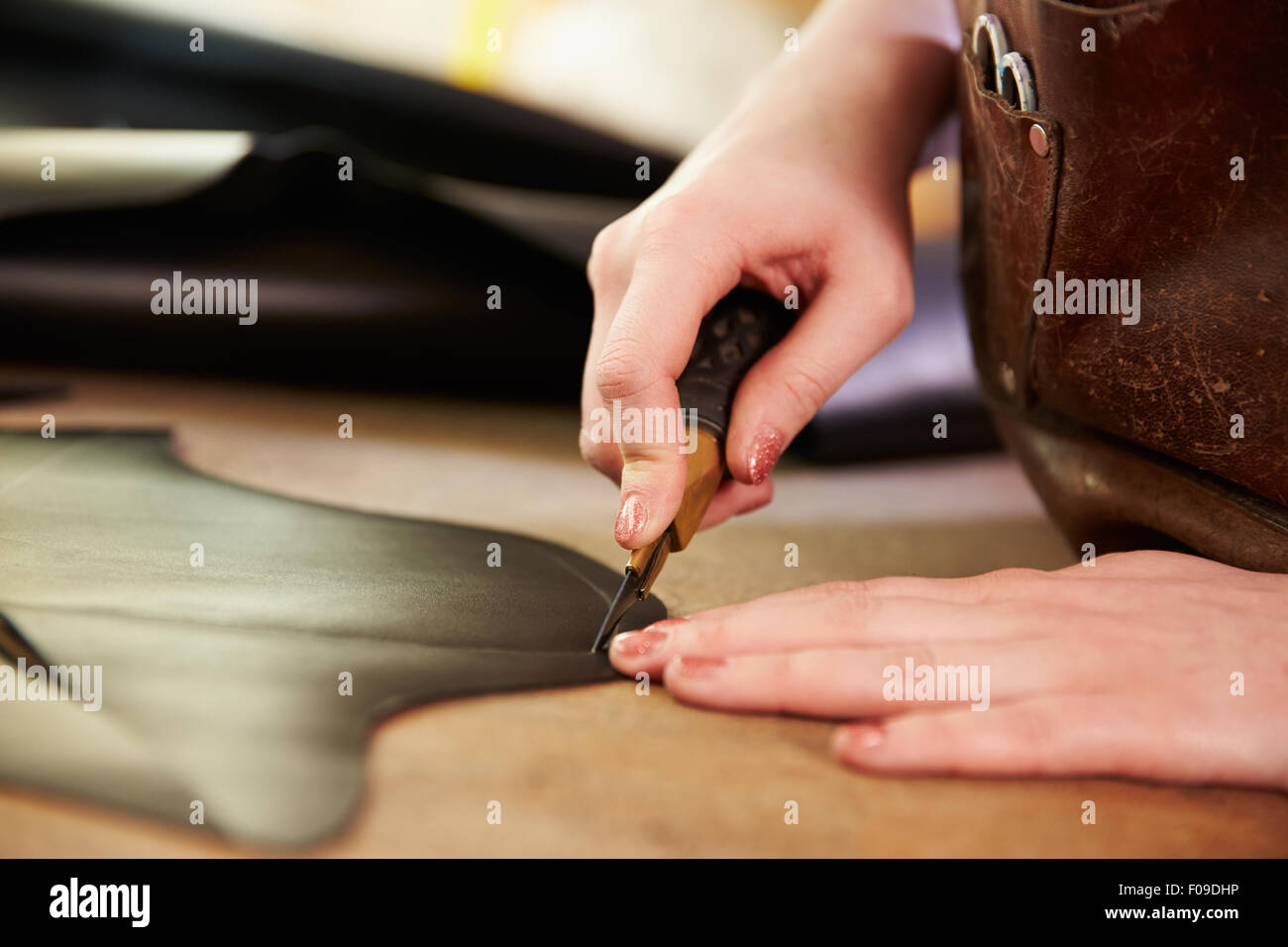Cutting close up hi-res stock photography and images - Alamy