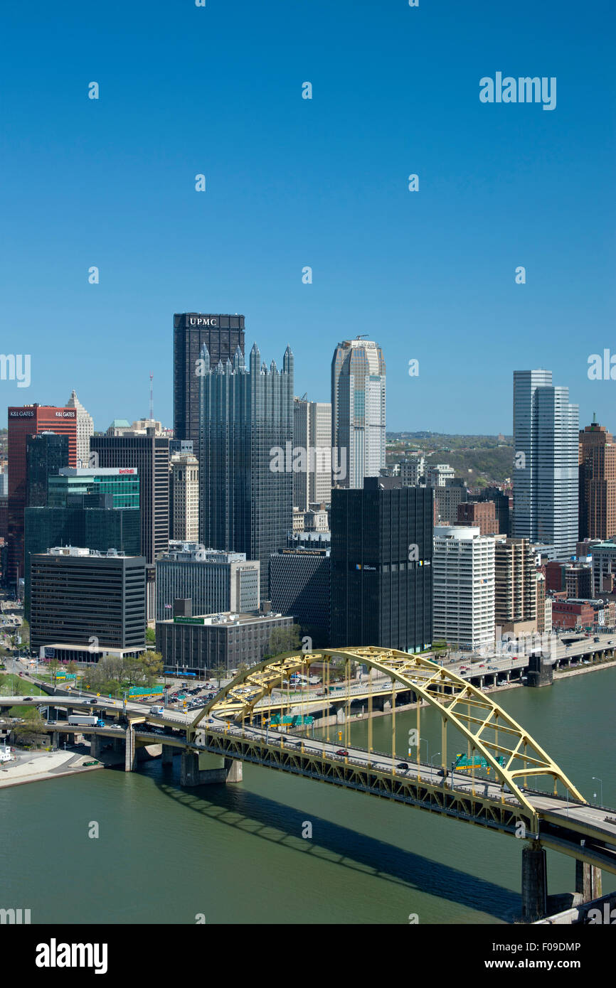 Fort Pitt Bridge At Night