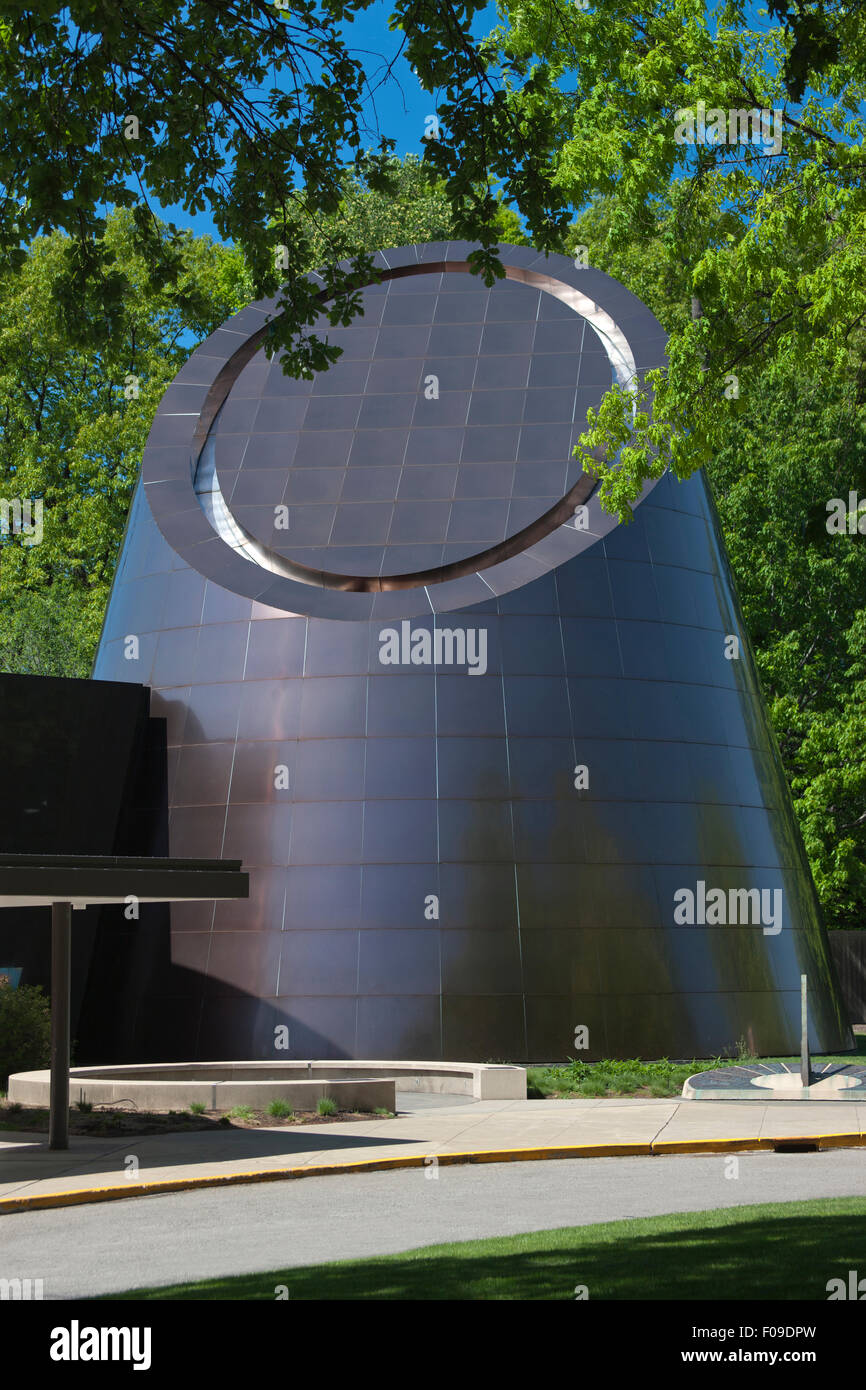 SHAFRAN PLANETARIUM CLEVELAND MUSEUM OF NATURAL HISTORY UNIVERSITY ...