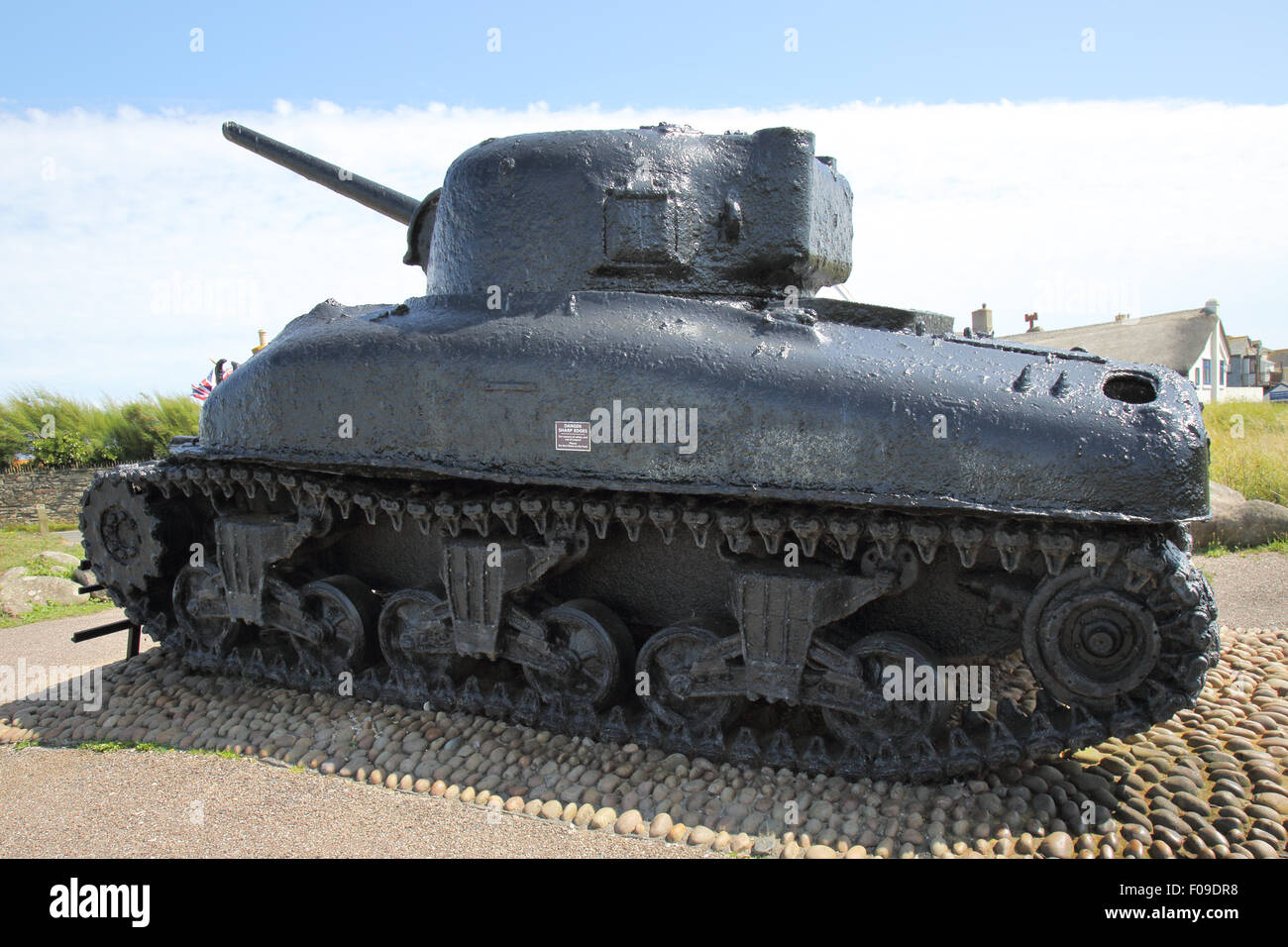 sherman tank and d day war memorial at torcross on the south devon ...