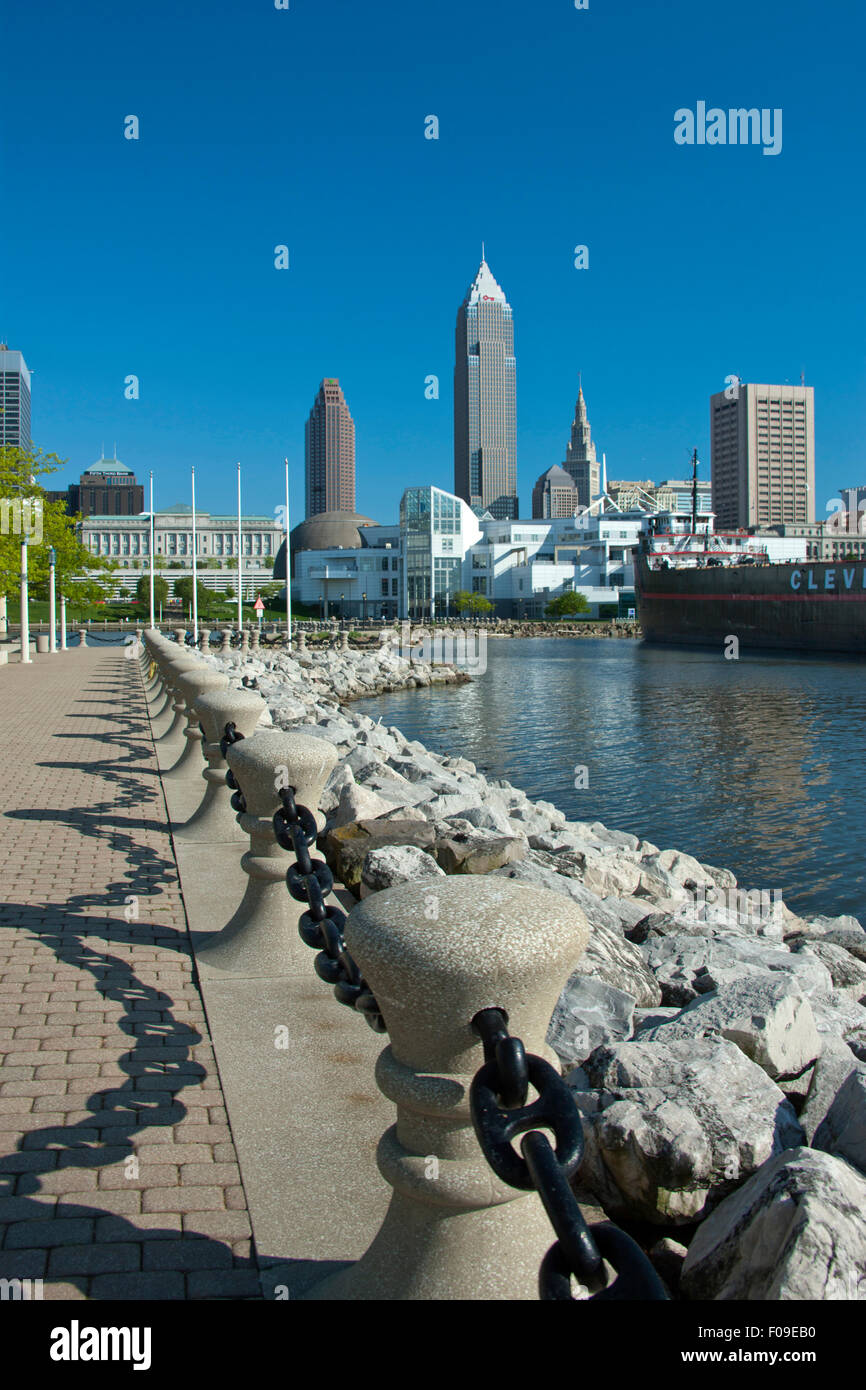 Science center tower hi-res stock photography and images - Alamy