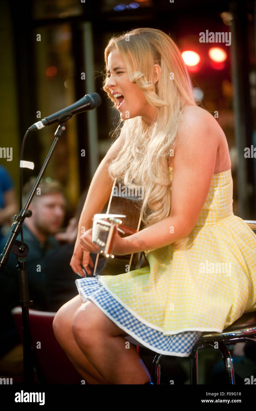 Emma jade hi-res stock photography and images - Alamy