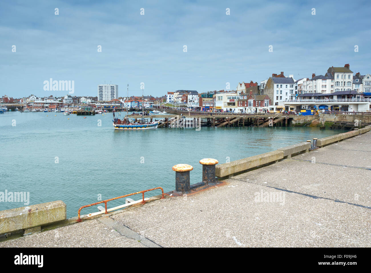 Birdlington Harbour, Yorkshire, England, UK Stock Photo - Alamy