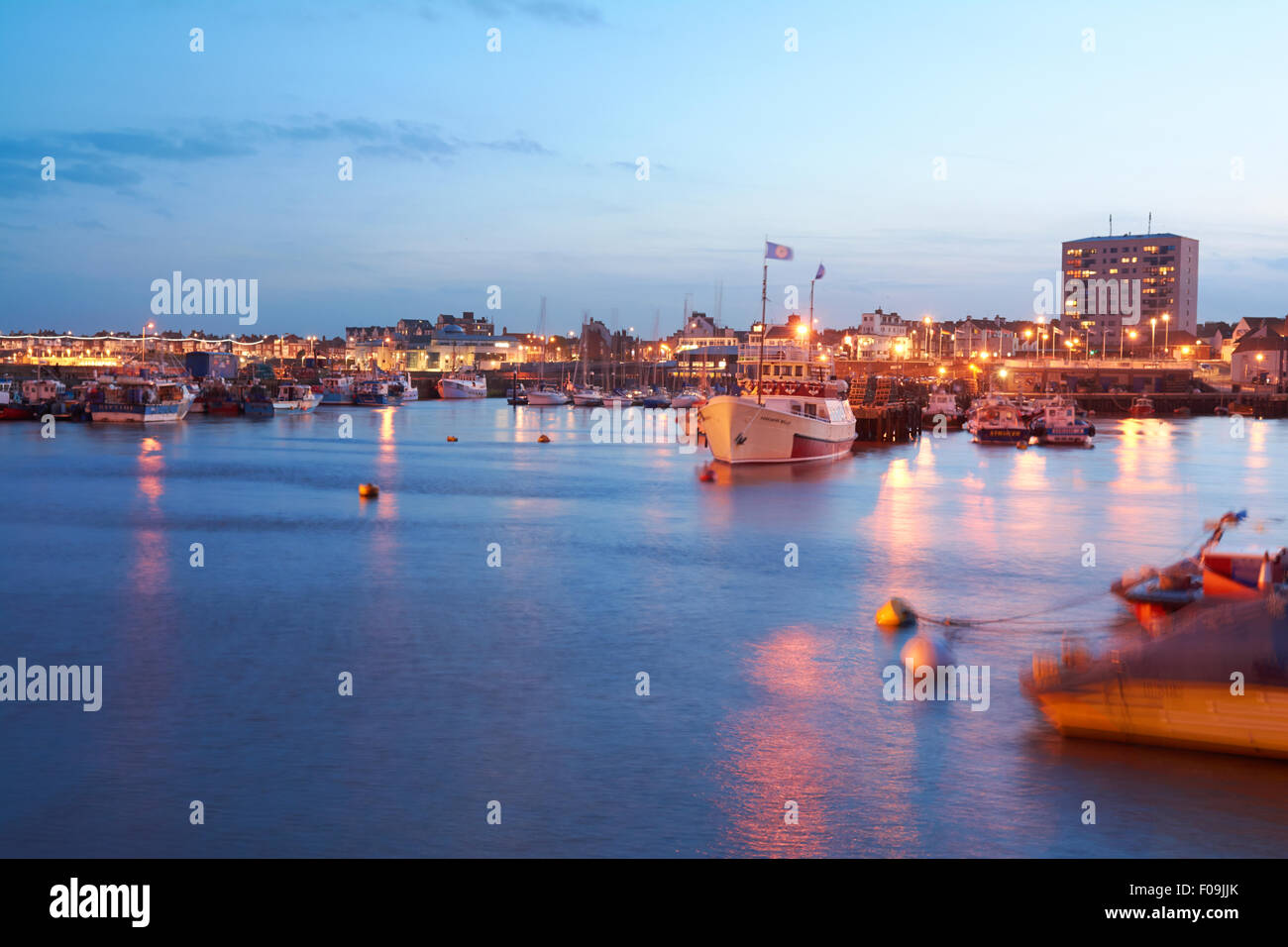 Birdlington Harbour, Yorkshire, England, UK Stock Photo - Alamy