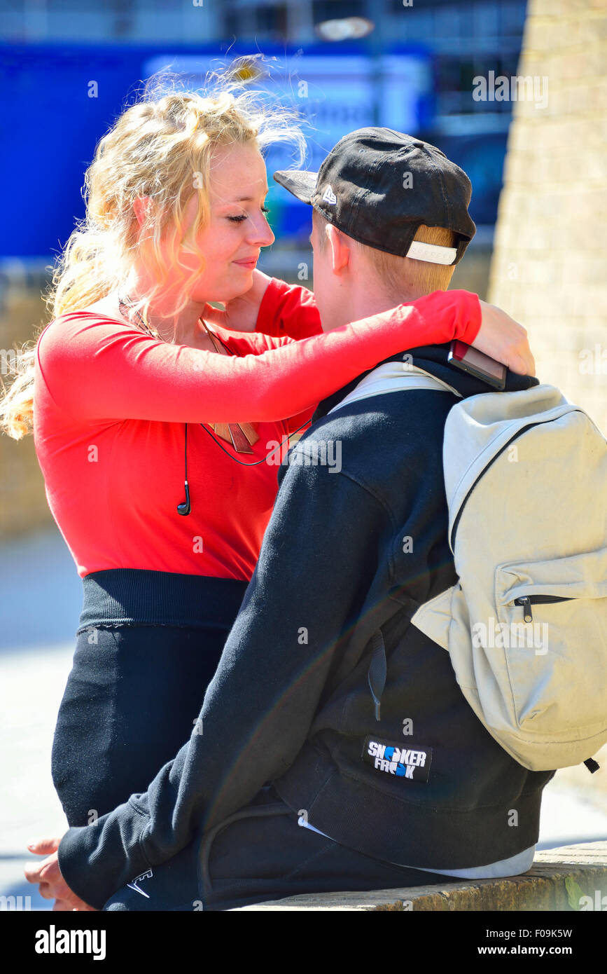 Young romantic couple in street, Forbury Road, Reading, Berkshire ...