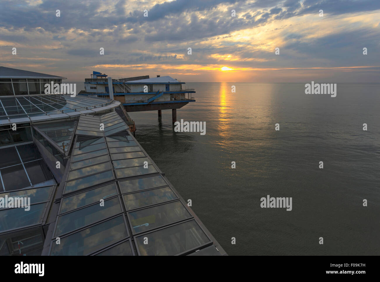 Scheveningen Pier at sunset, Scheveningen Beach, The Hague, South ...