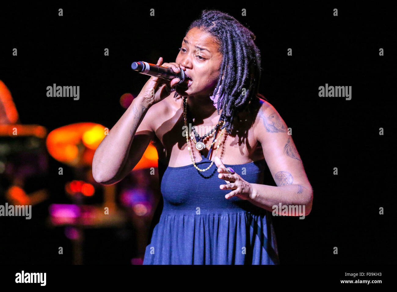 English duo group hi-res stock photography and images - Alamy